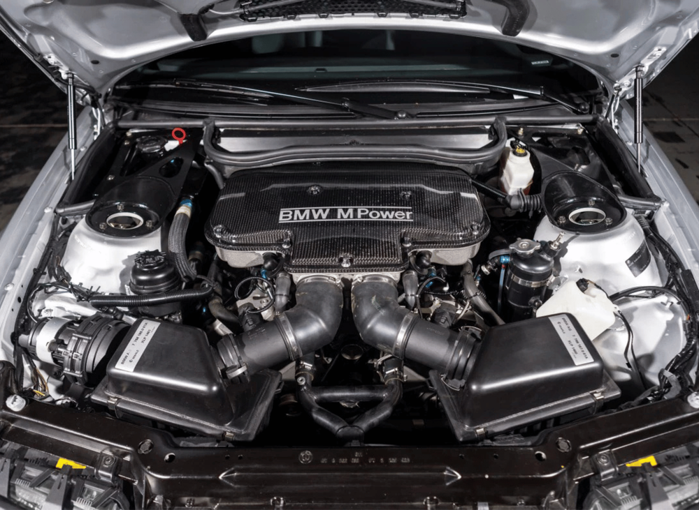 BMW M3 GTR Strassenversion: Racing Pedigree Meets the Road