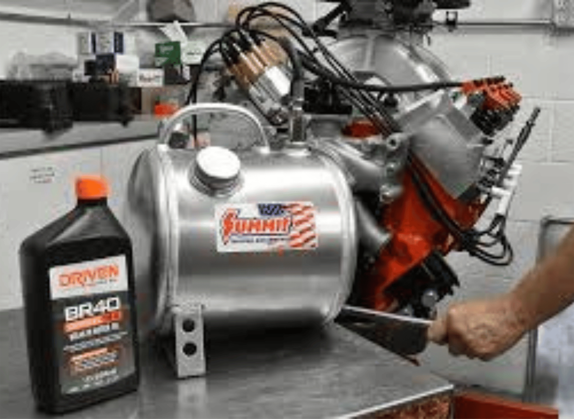 Lubricate Engine Builds With A Pre-Lube Engine Oiler