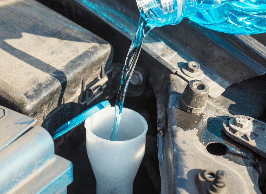 Ready for Cold: Get the Best Winter Windshield Washer Fluid