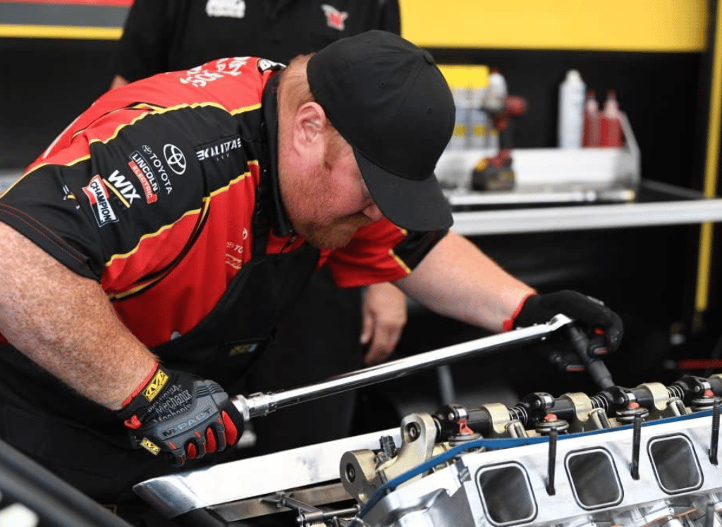 A Mechanics Shop Apron - Protection & Efficiency on the Job