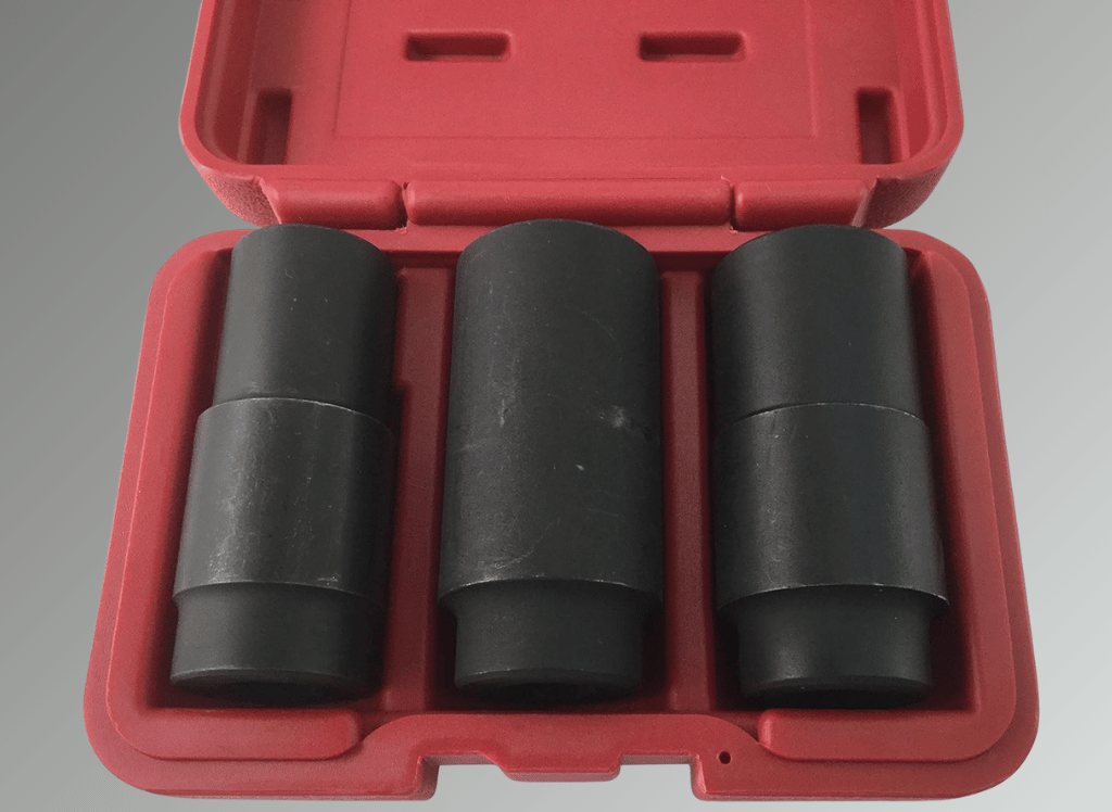 Use the Correct Size With a Harmonic Balancer Socket Set